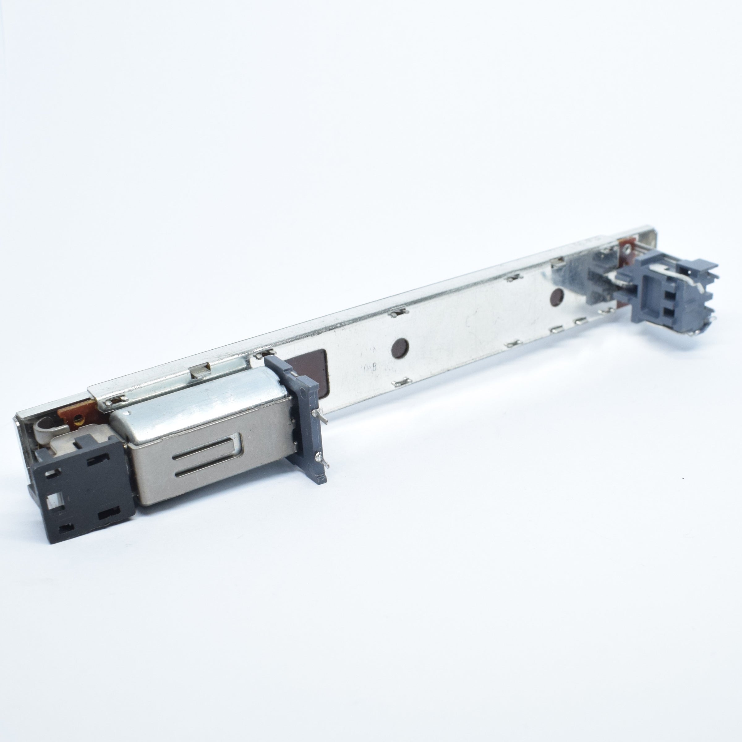 Mackie Motorised Alps Fader 100mm 10KB Mono | The Audio Guy UK